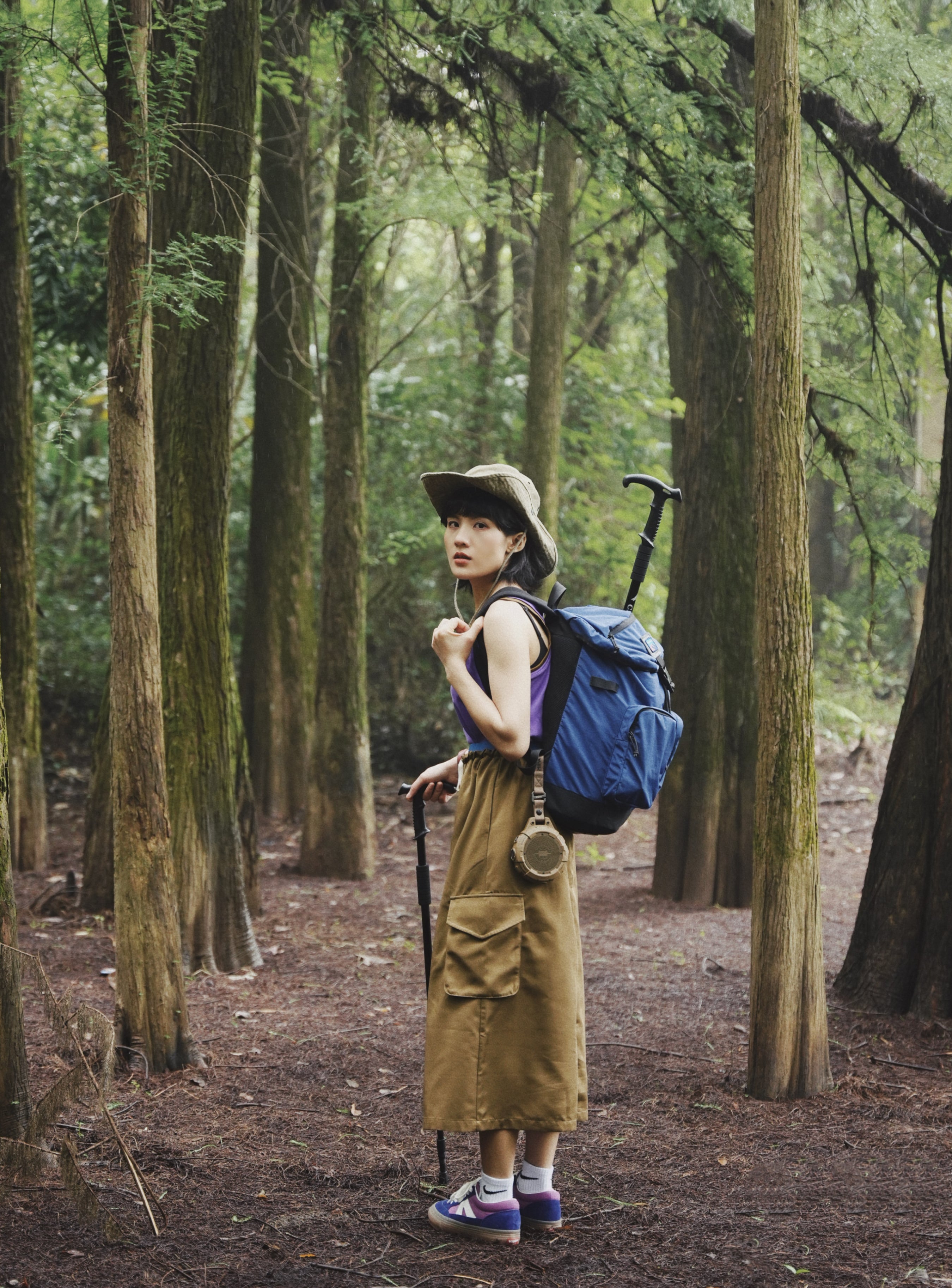 mifa Tango Portable Bluetooth Speaker With Flashlight,IP67 Waterproof