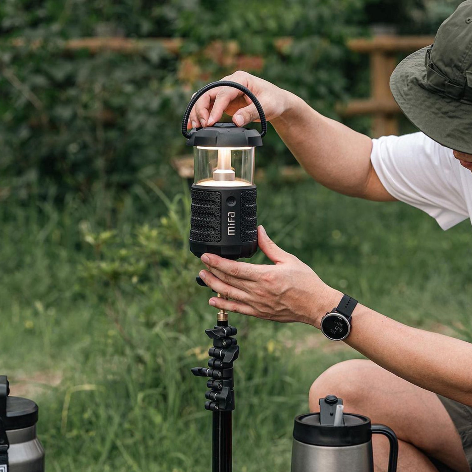 Mifa Wild Camping Outdoor Bluetooth 5.3 Speaker with Lantern – mifa