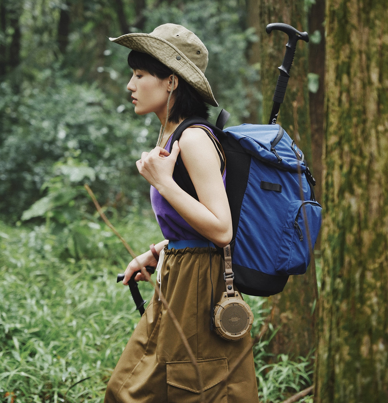 mifa Tango Portable Bluetooth Speaker With Flashlight,IP67 Waterproof